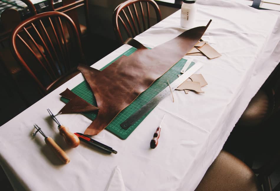 3 Simply Ways To Thin Leather Without A Skiver – FavoredLeather